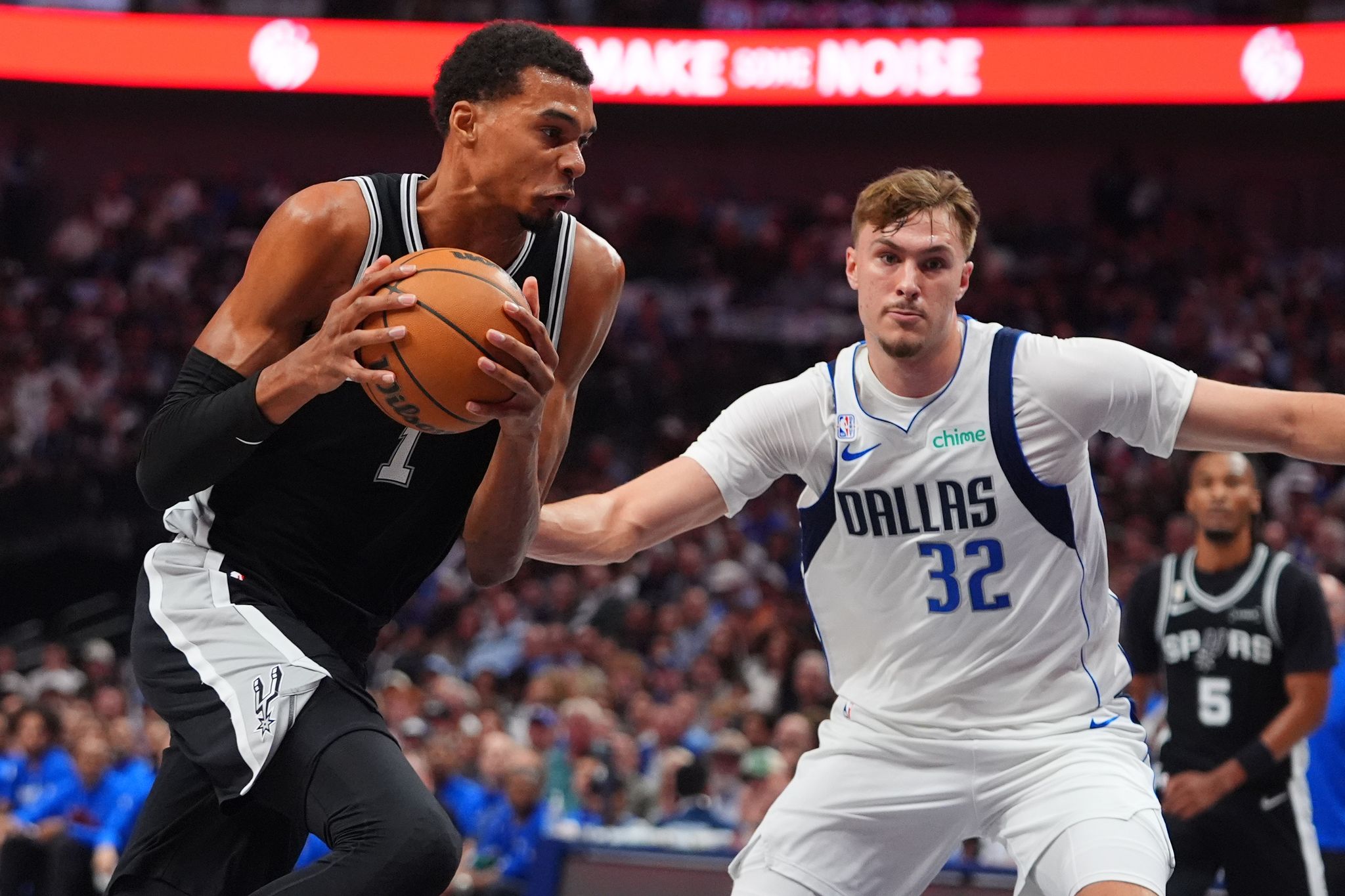 Spurs at Mavericks: How to watch the game, who's starting, who's out