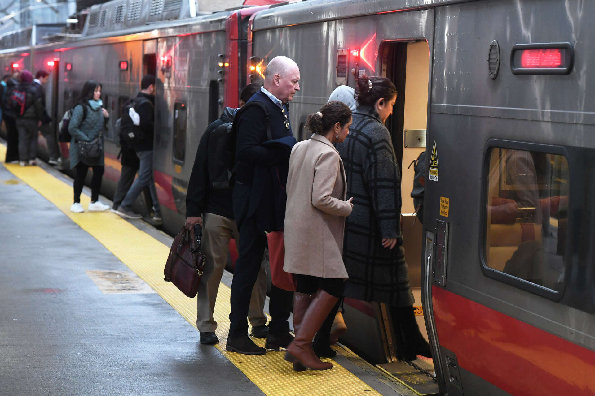Metro-North ticket changes, price increases set for Jan. 4