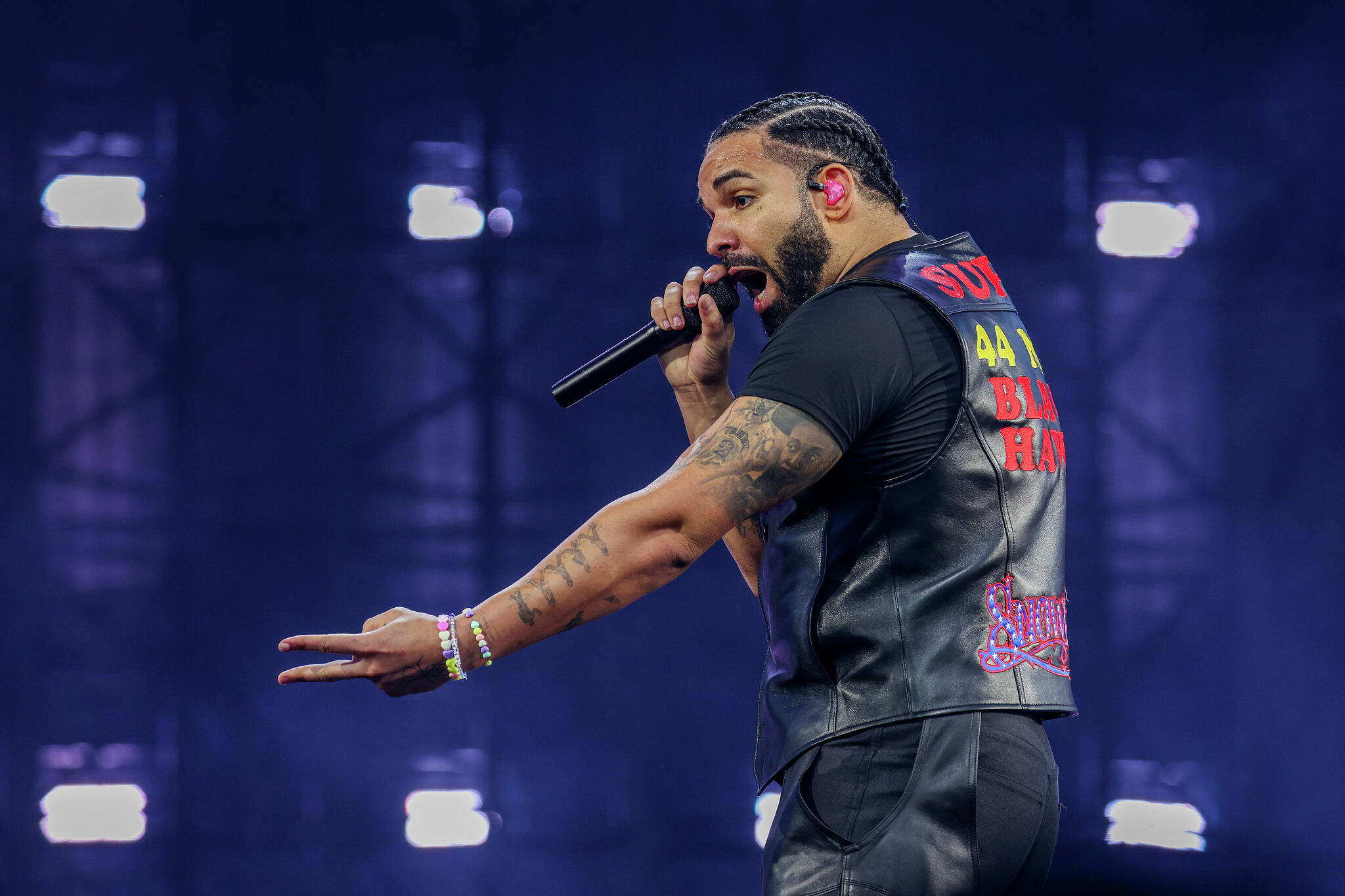 Dave's Hot Chicken to give out free sliders for Drake's birthday