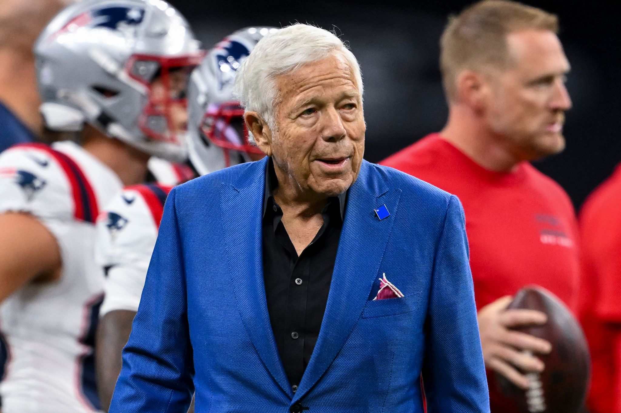 Robert Kraft and Ralph Hay are among 21 contributors advancing for the ...