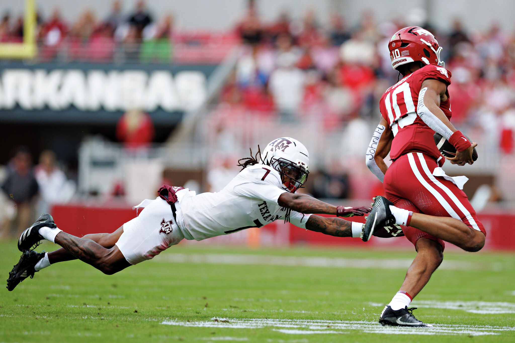 Here's the origin of NFL headstand celebration by St. Brown