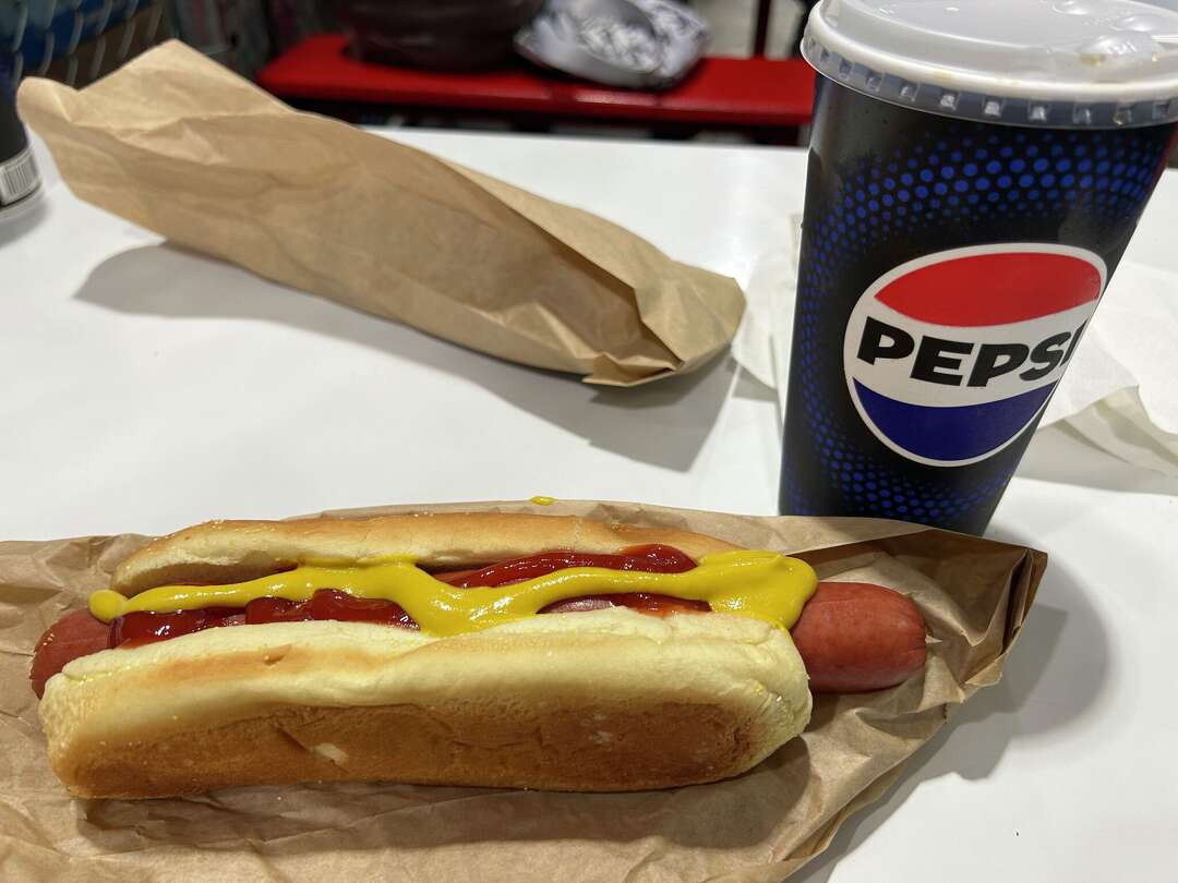 What the $1.50 Costco hot dog deal should really cost today