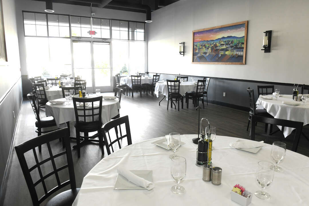 Brookfield Grill adds to town's hearty restaurant mix