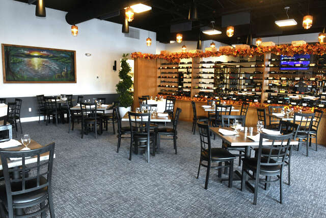 Brookfield Grill adds to town's hearty restaurant mix