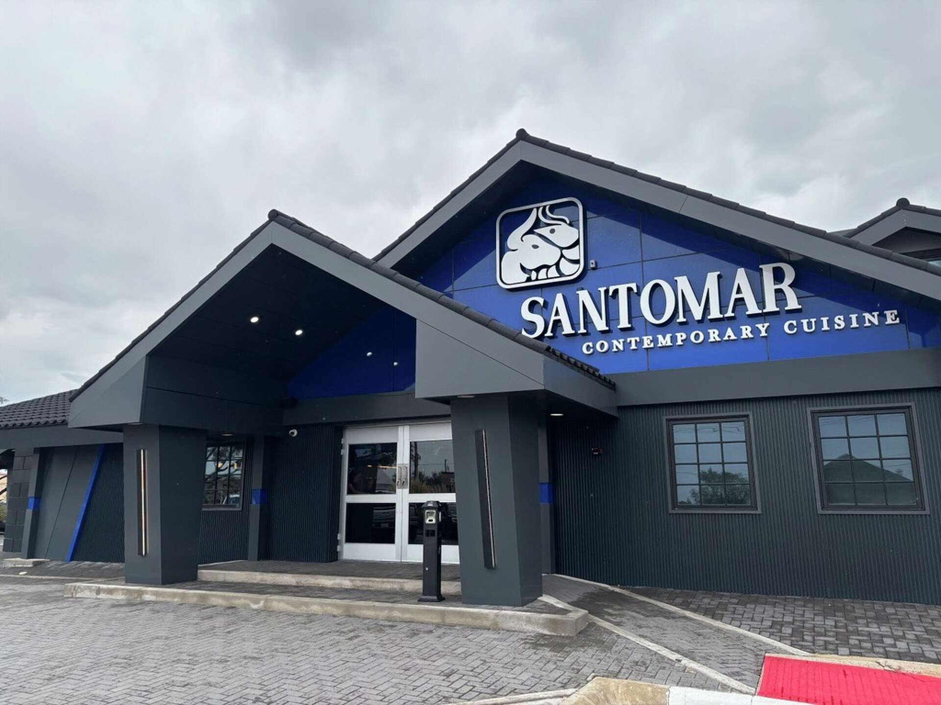 Santomar opens in Midland with upscale land-and-sea menu