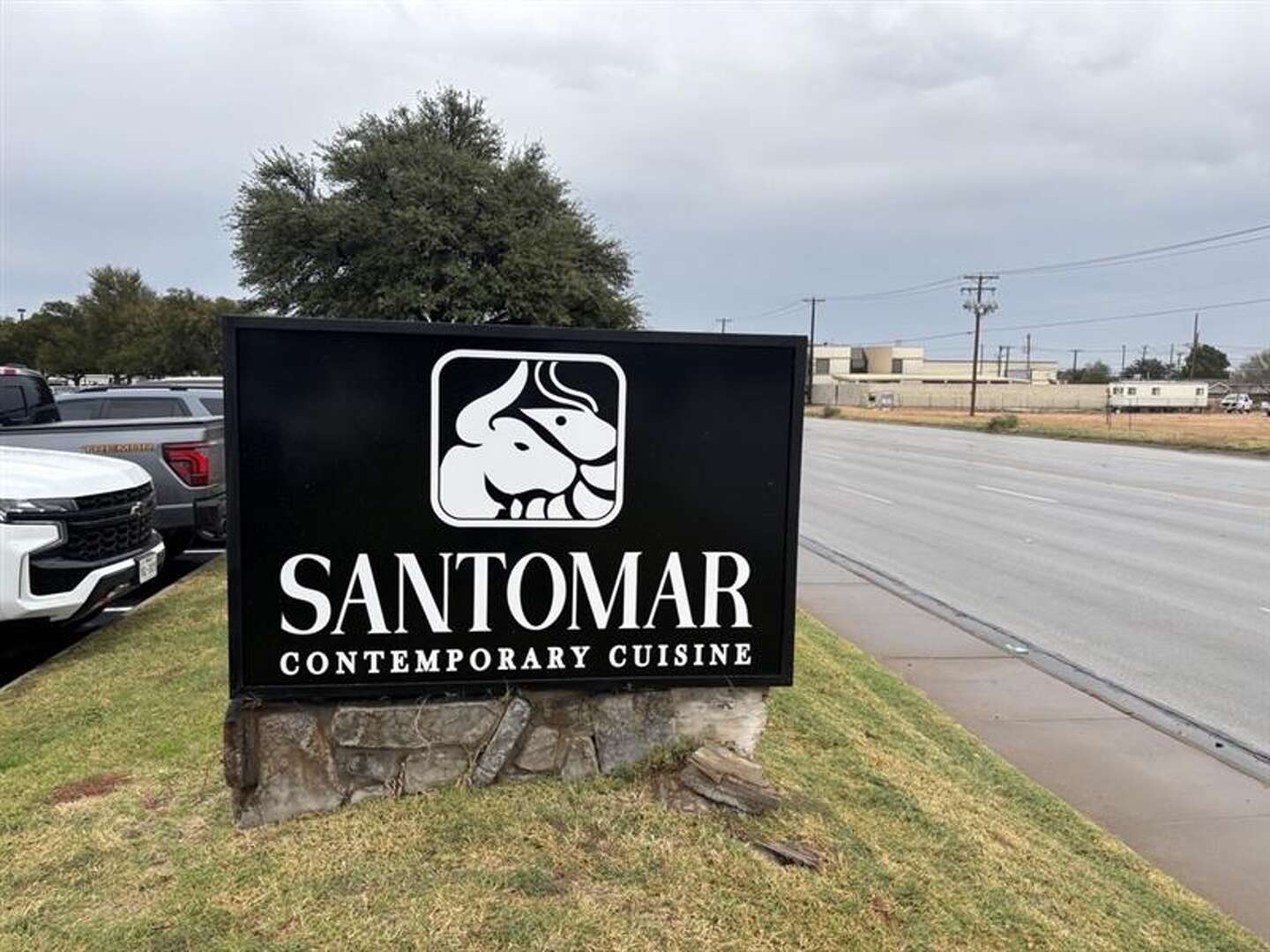 Santomar opens in Midland with upscale land-and-sea menu