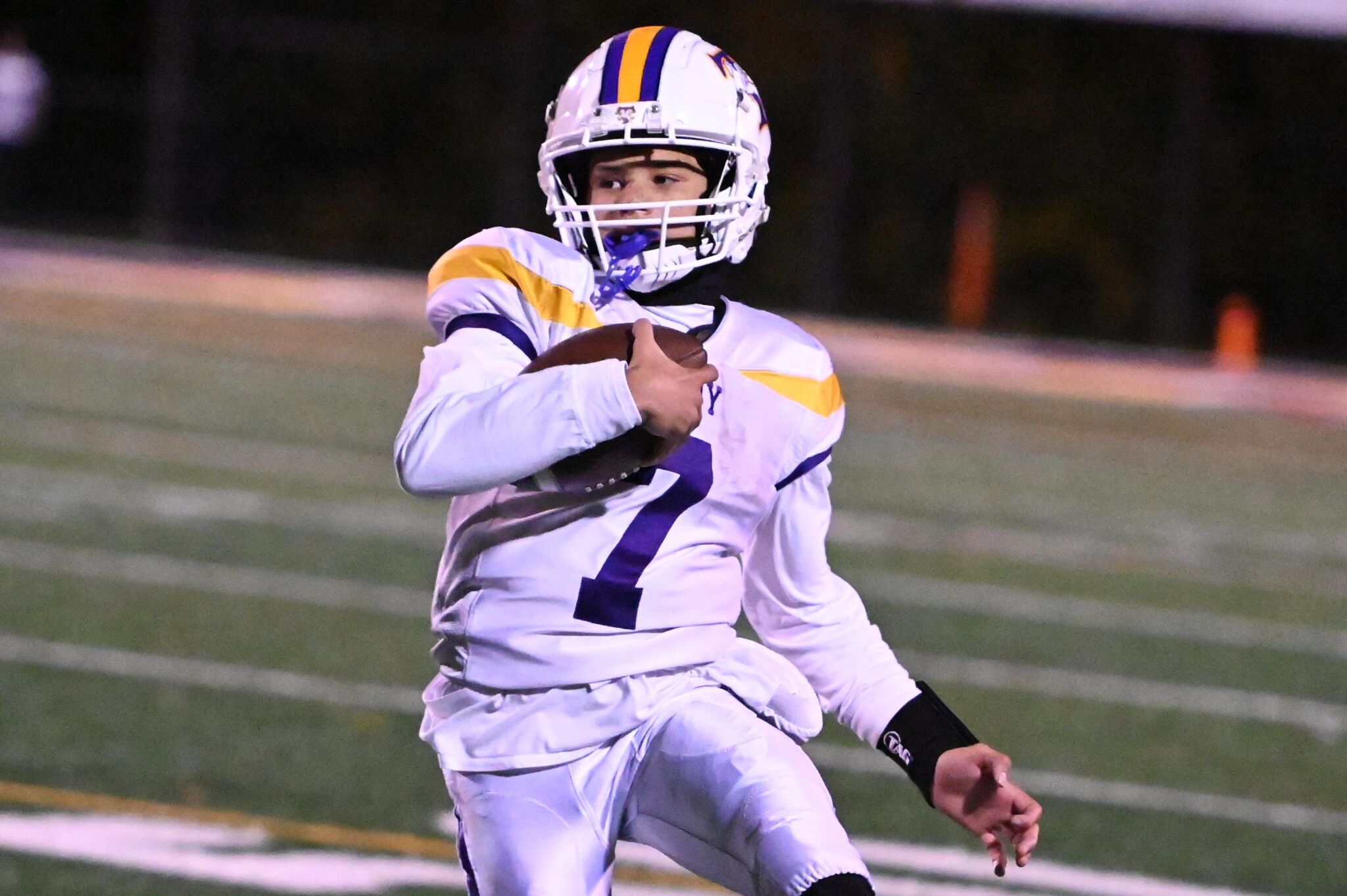 Kyair Carr lifts Troy to Section 2 football Week 8 win vs. Amsterdam