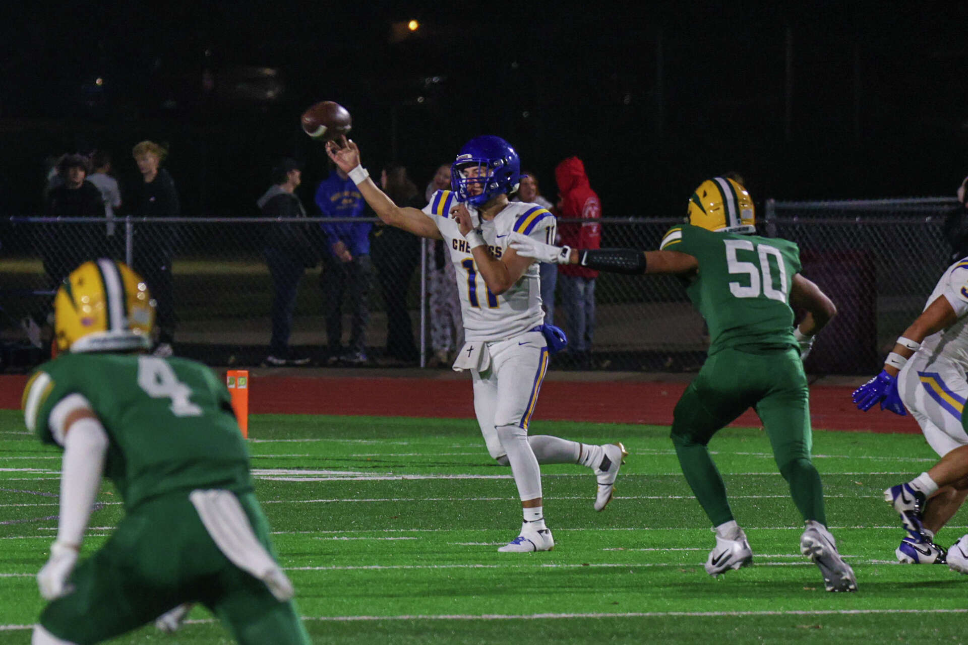 Dow High football beats Midland 34-7 for city crown