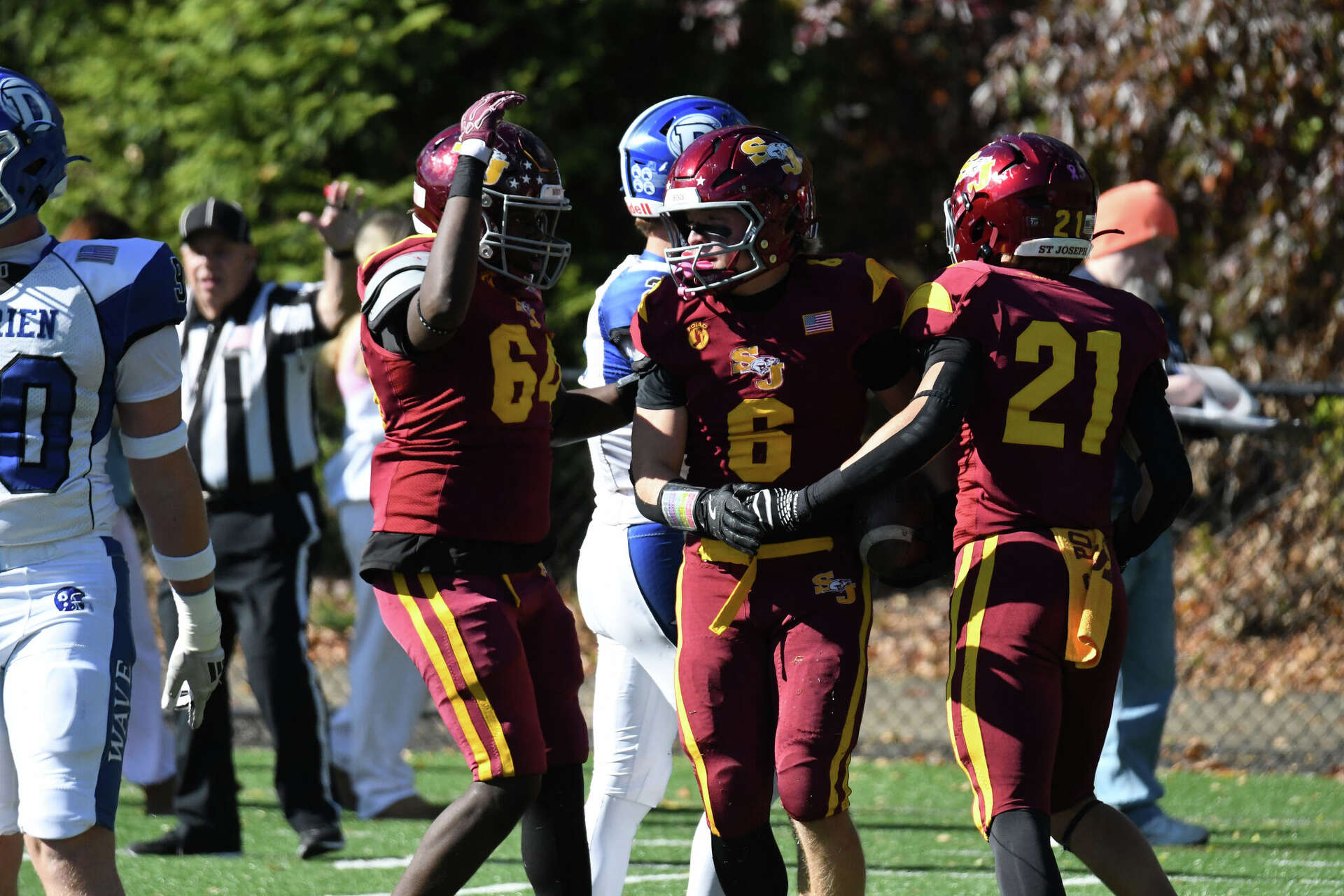 St. Joseph football shuts down Darien with defensive effort