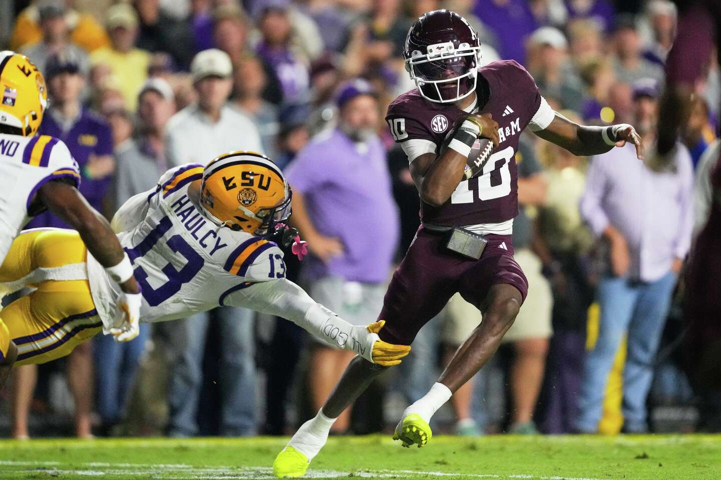 Marcel Reed's leadership and talent propel No. 3 Texas A&M to 1st 10-0 ...