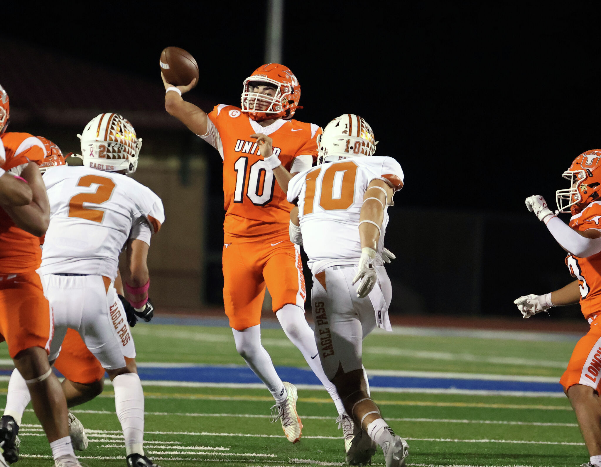 Luna’s 7 TDs, Lozano’s 243 yards lead United to blowout district win