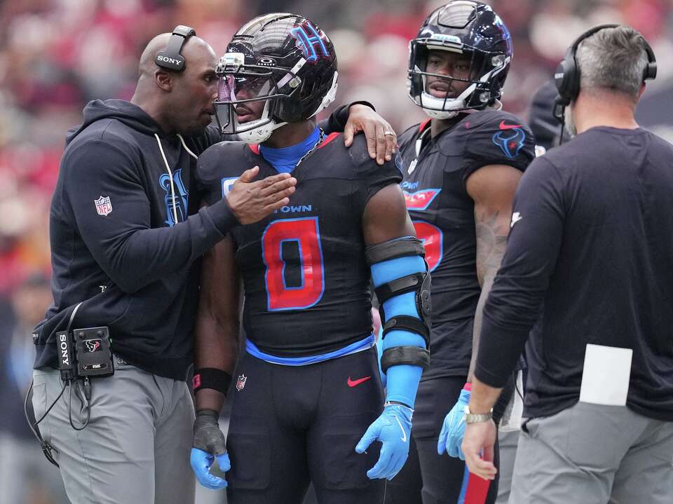 Houston Texans' 2025 Walter Payton Man of the Year: Azeez Al-Shaair