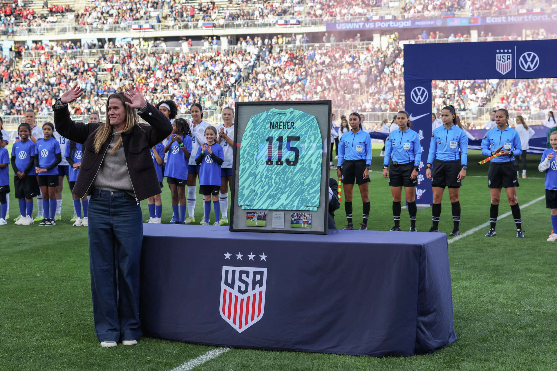 Alyssa Naeher honored in Connecticut before U.S. friendly match