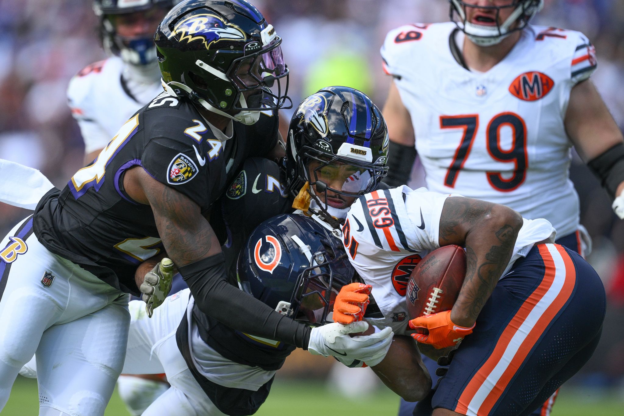 Mistake-prone Bears fritter away 4-game win streak in 30-16 loss to Ravens