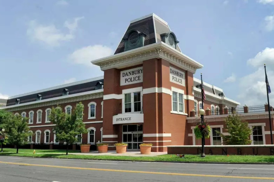 Danbury traffic stop data reviewed amid Latino profiling concerns