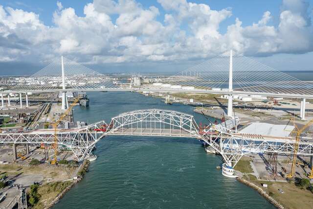 Corpus Christi's iconic Harbor Bridge begins final descent
