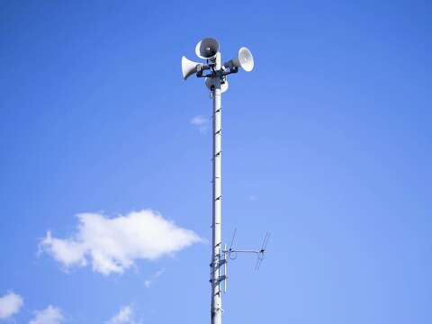 Texas tornado raises new fears after siren system fails