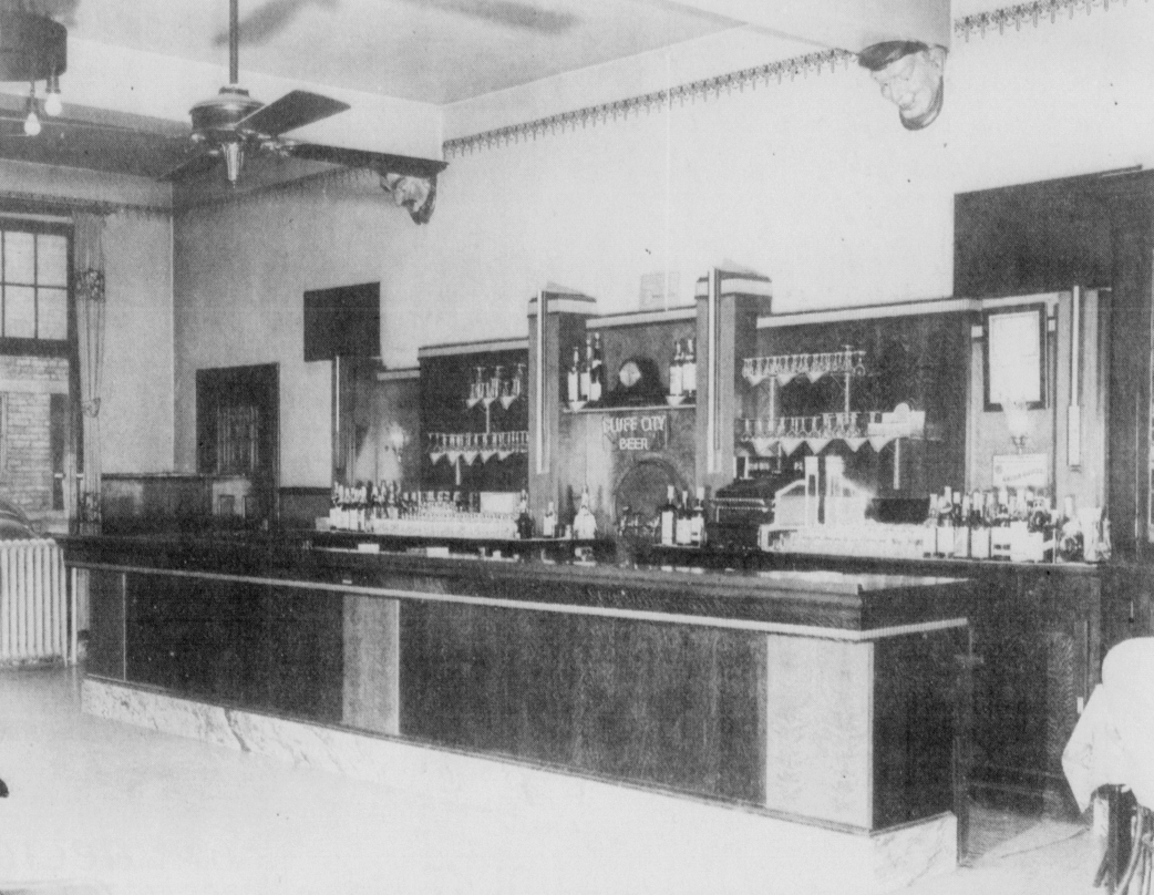Mineral Springs ghosts haunt historic hotel in Alton