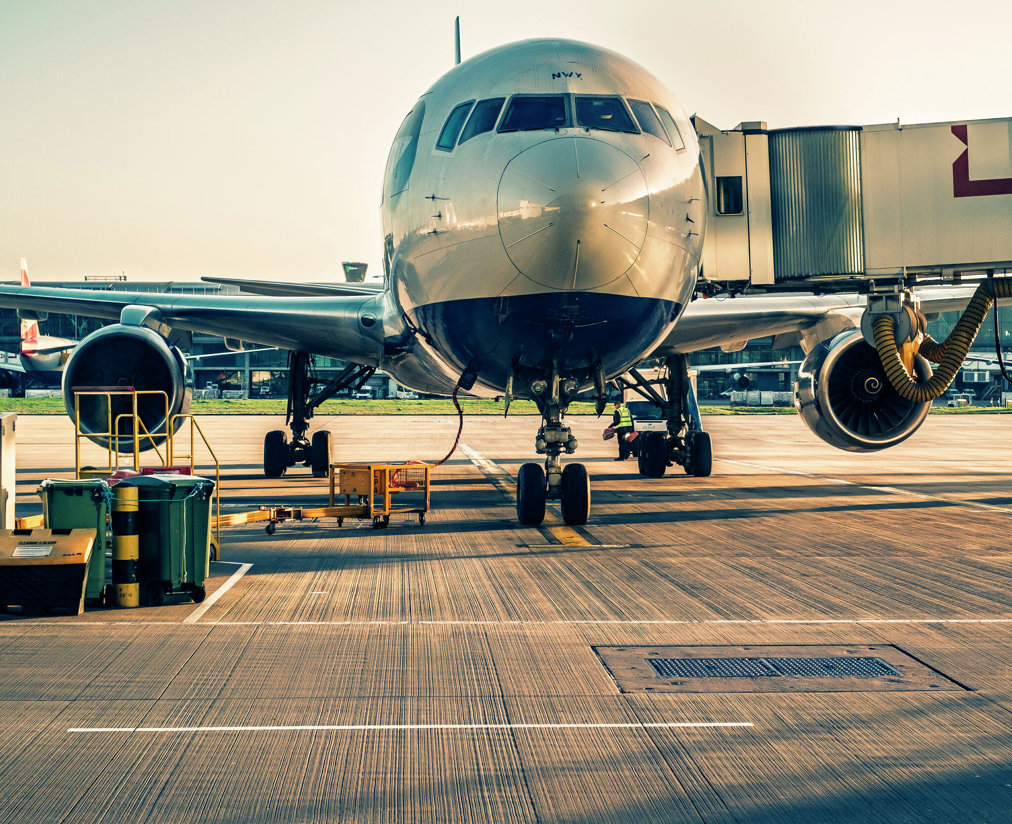 FAA: More ground stops and delays expected at Houston airports