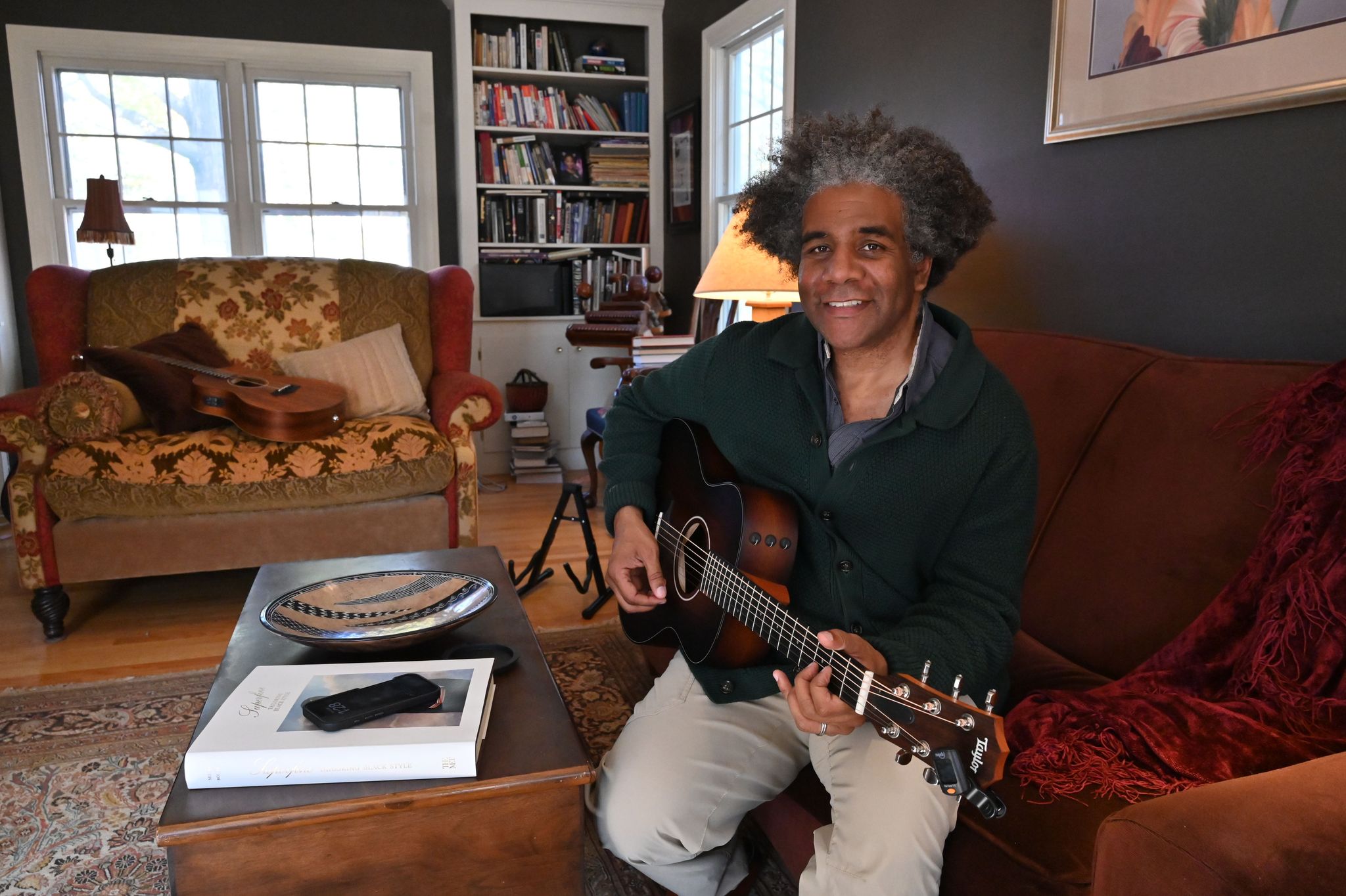 Buggy Jive brings ‘Icarus Ascending’ out of the basement