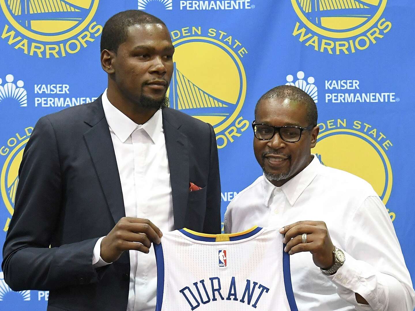 Kevin Durant on The Pivot: Rockets star shows love to his father
