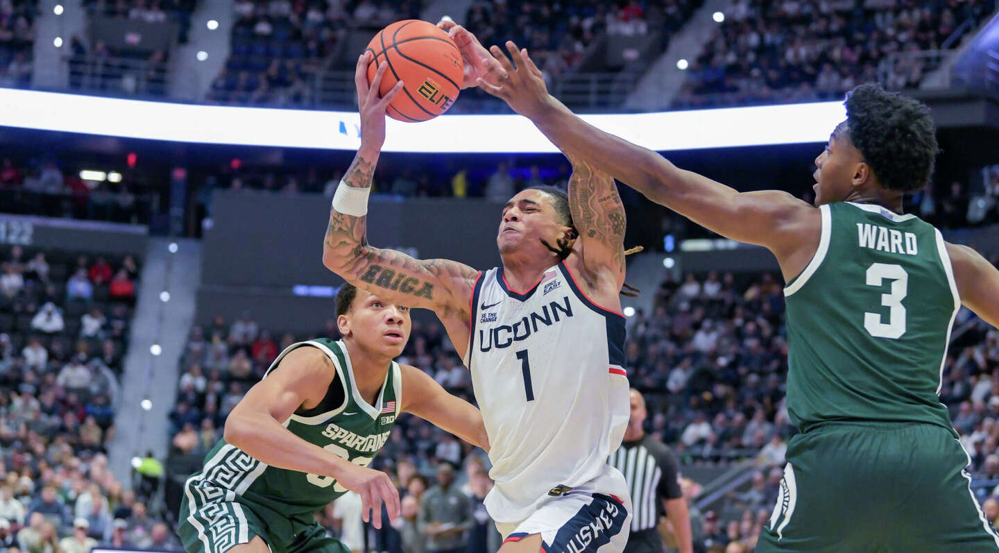 UConn men's basketball downs Michigan State in exhibition