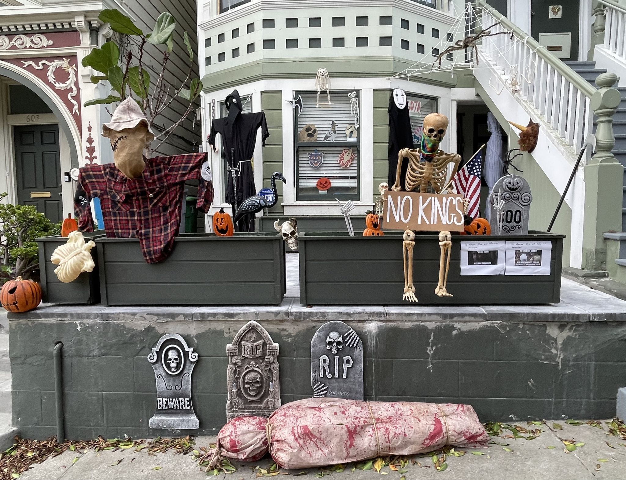 BCNARTS: Skeletons, Fangs, Lost Souls: Heres Where To Find Sfs Best Halloween-Decorated Homes