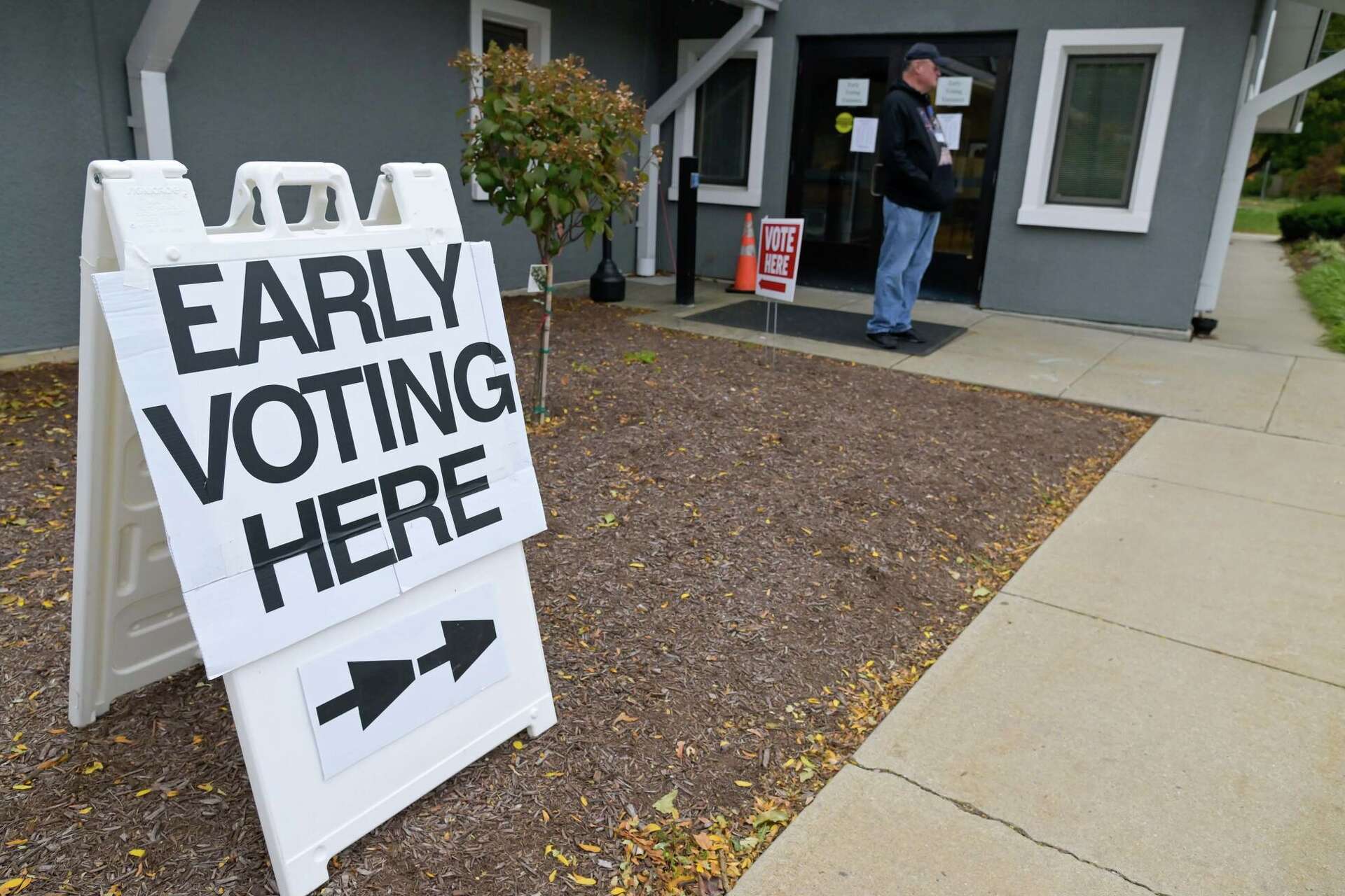 How national politics are shaping CT's local elections in Trump era