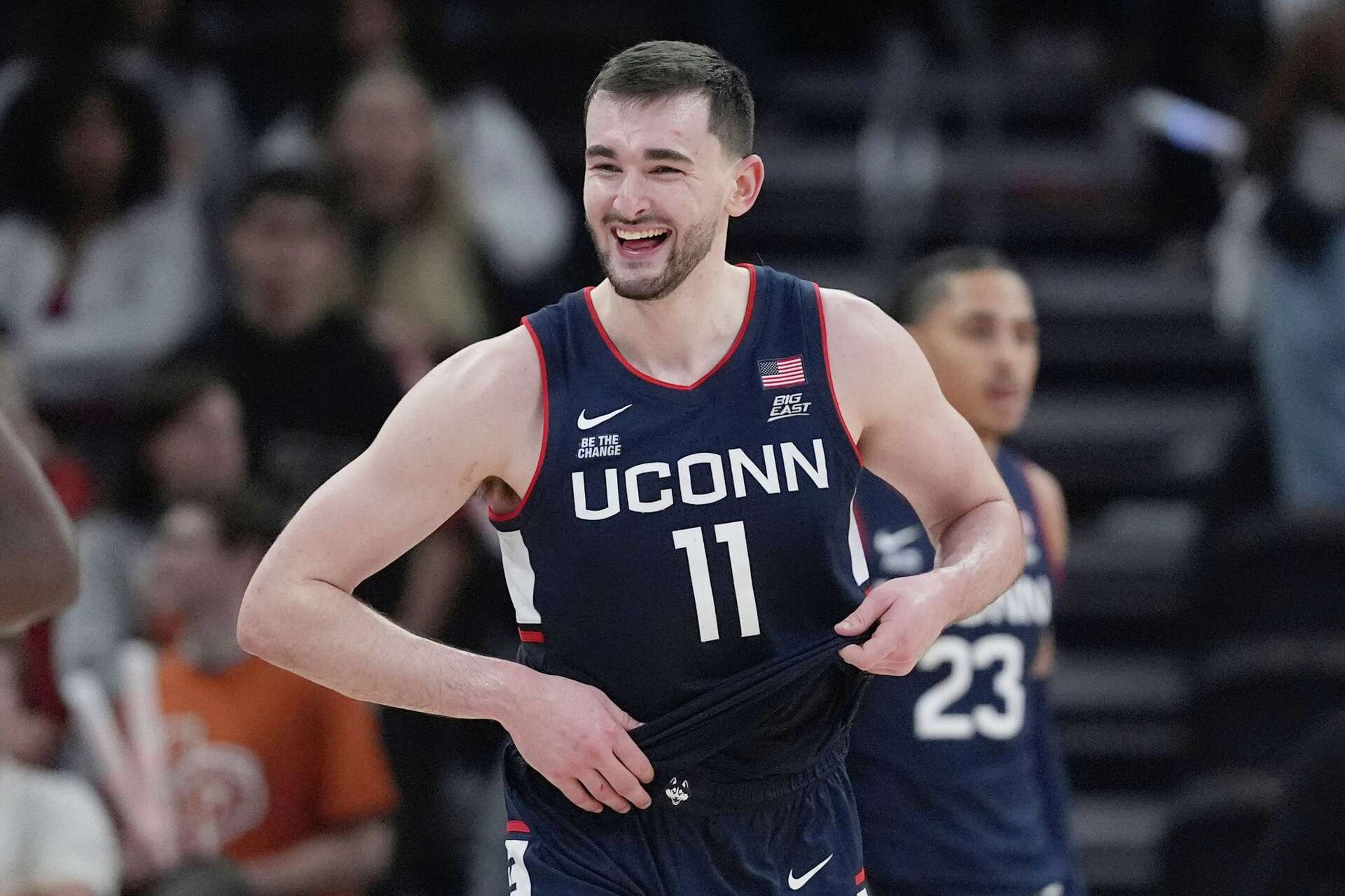 Alex Karaban matches UConn program record for career wins