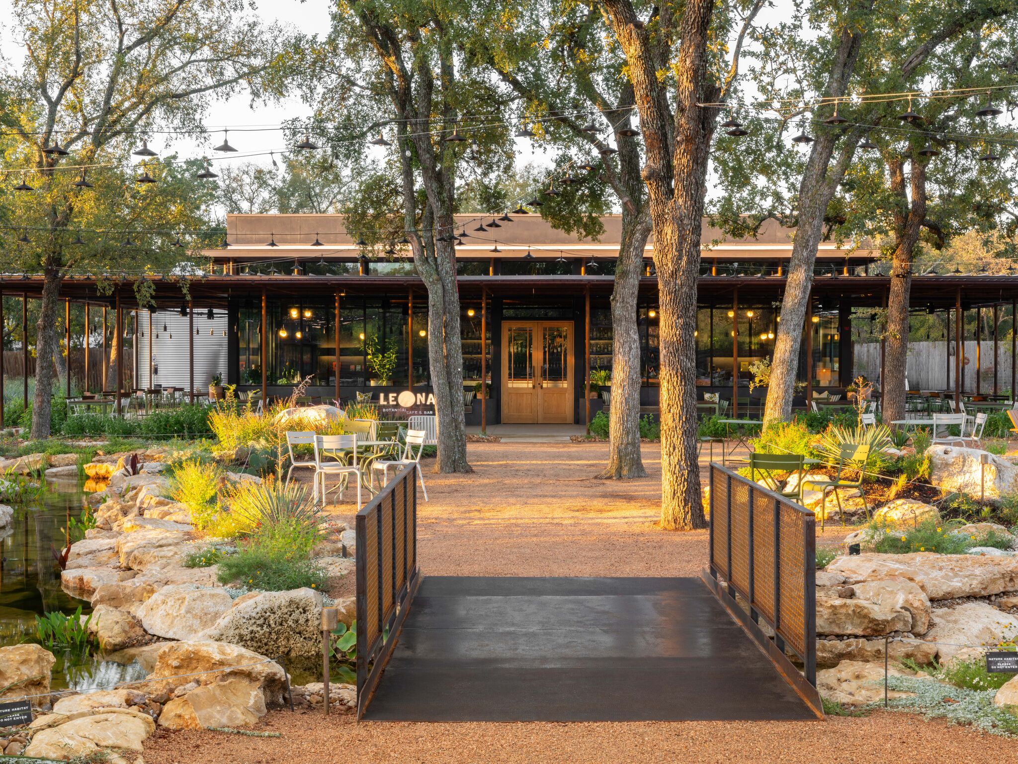 Leona Botanical Café & Bar from Veracruz and Dee Dee teams opens soon