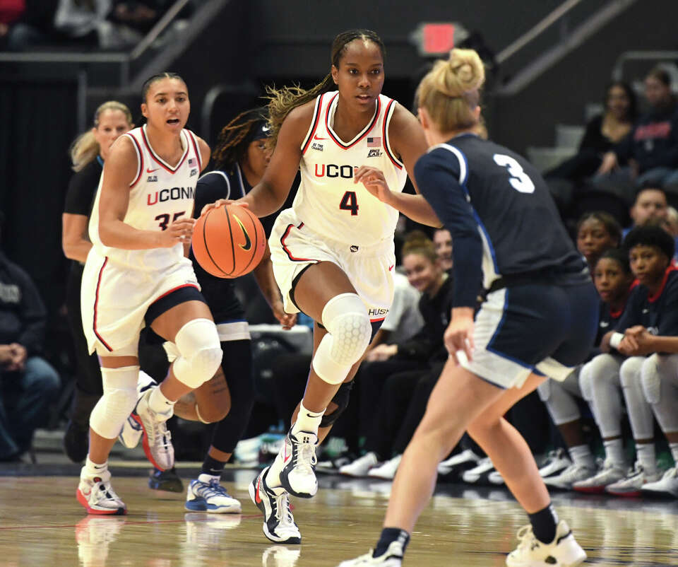 Gandy Malou-Mamel, Blanca Quiñonez to make UConn debuts