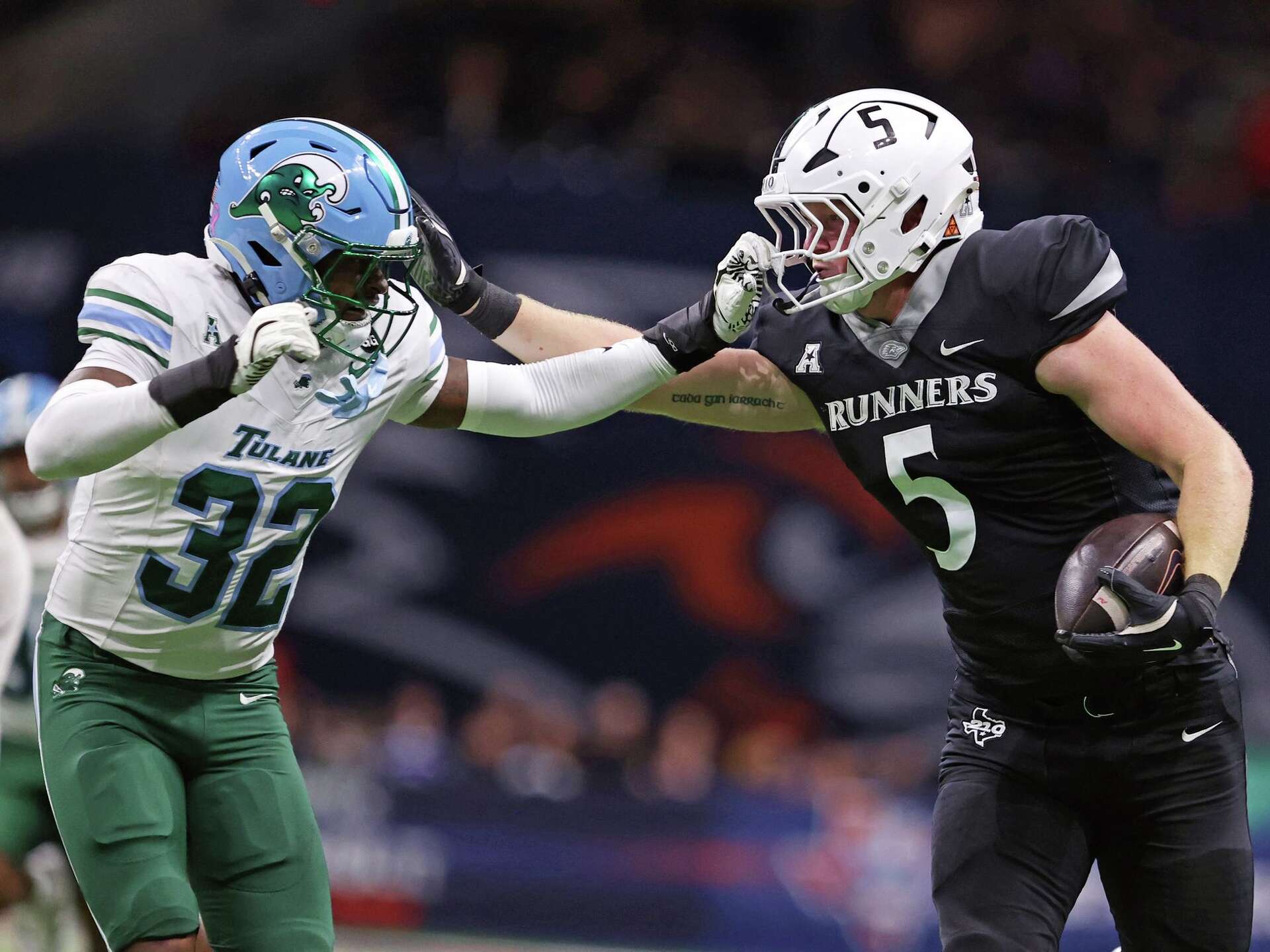 Fueled by disrespect, UTSA surges to home upset against Tulane