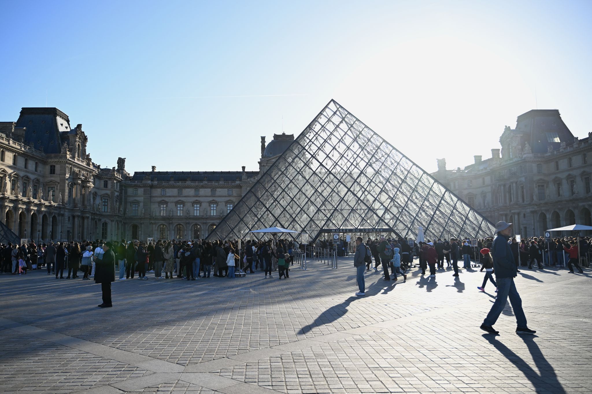 Paris' Louvre museum to increase ticket price for visitors from outside ...