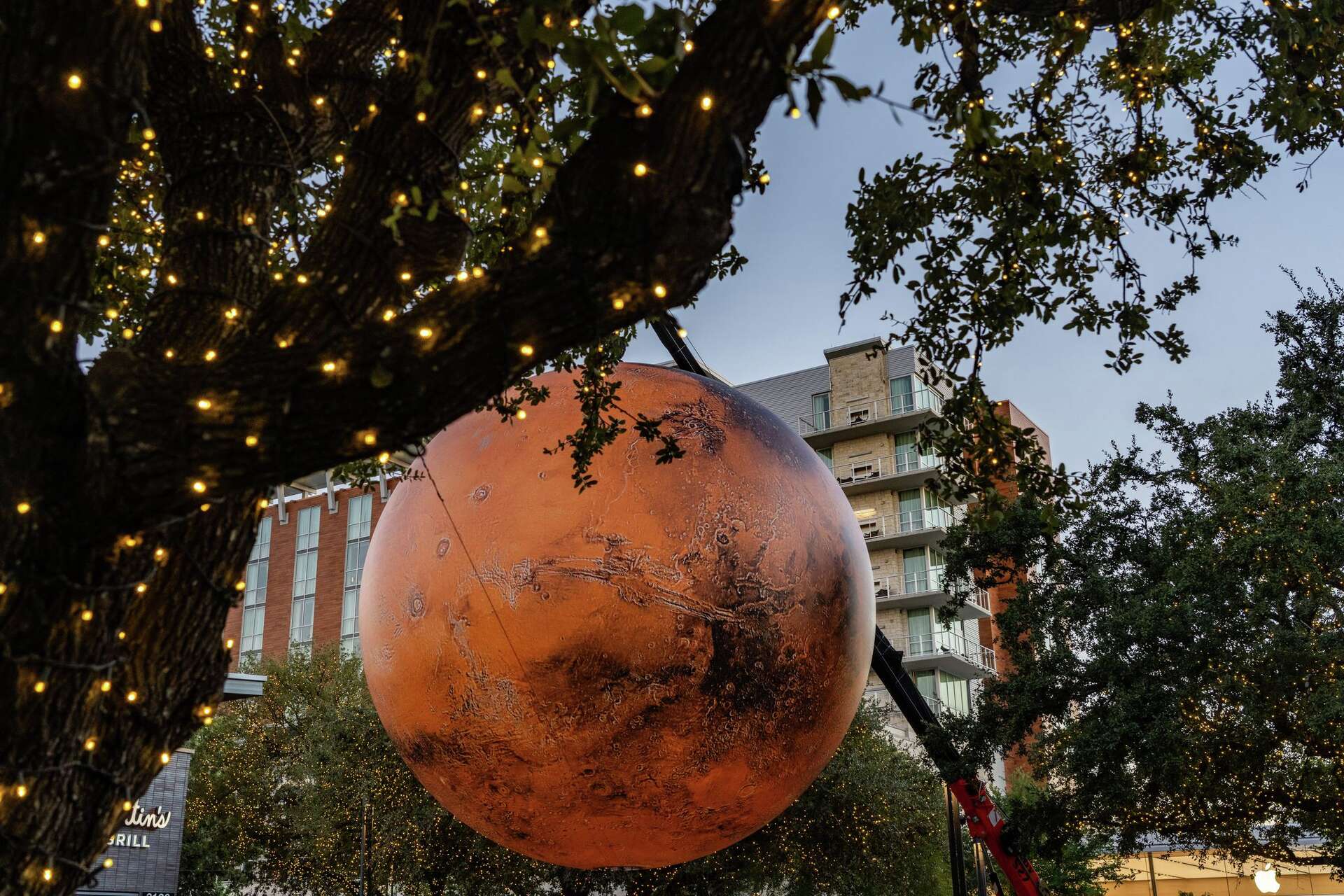 22-foot illuminated Mars replica lands at Domain Northside next week