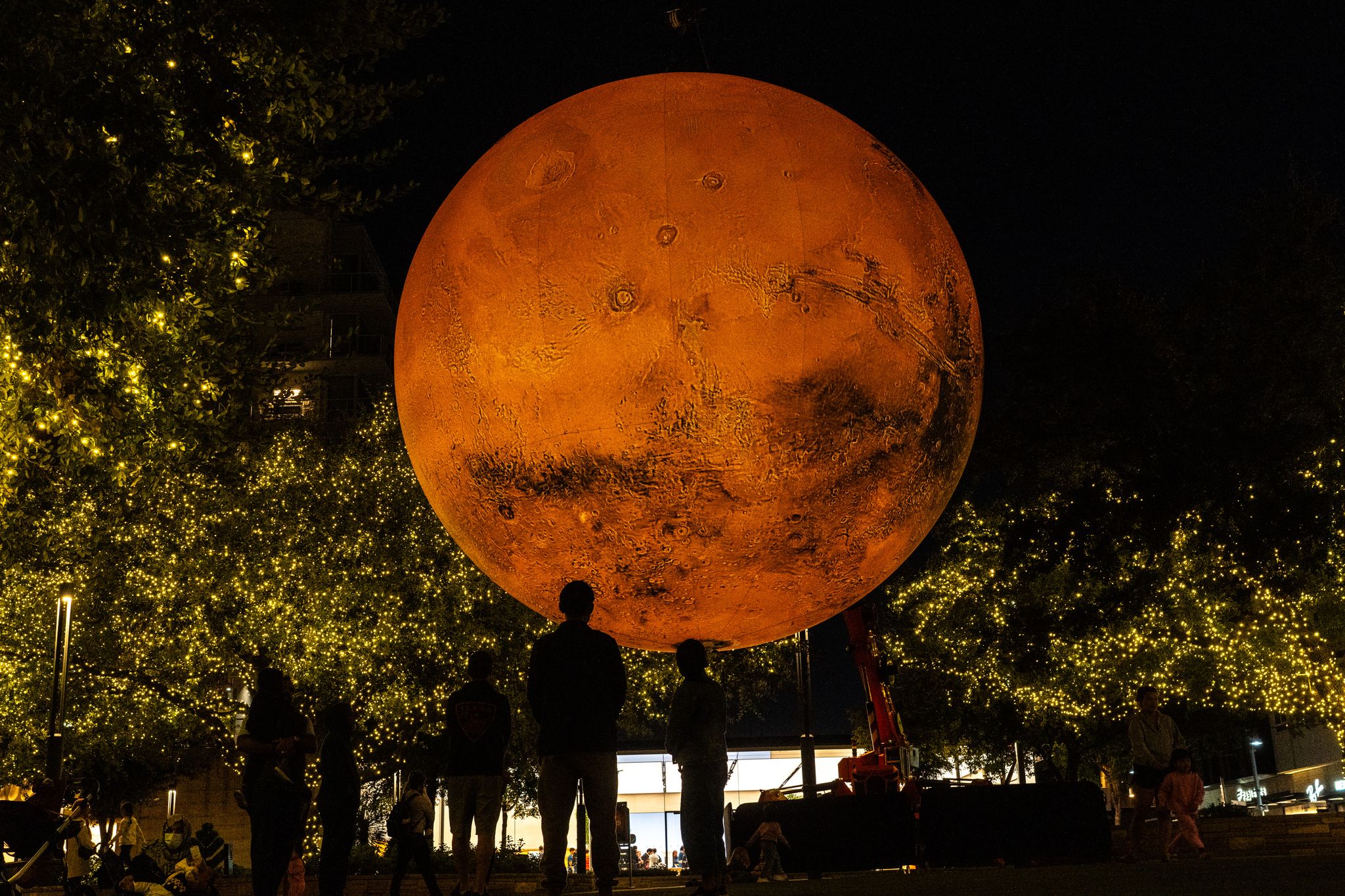 22-foot illuminated Mars replica lands at Domain Northside next week
