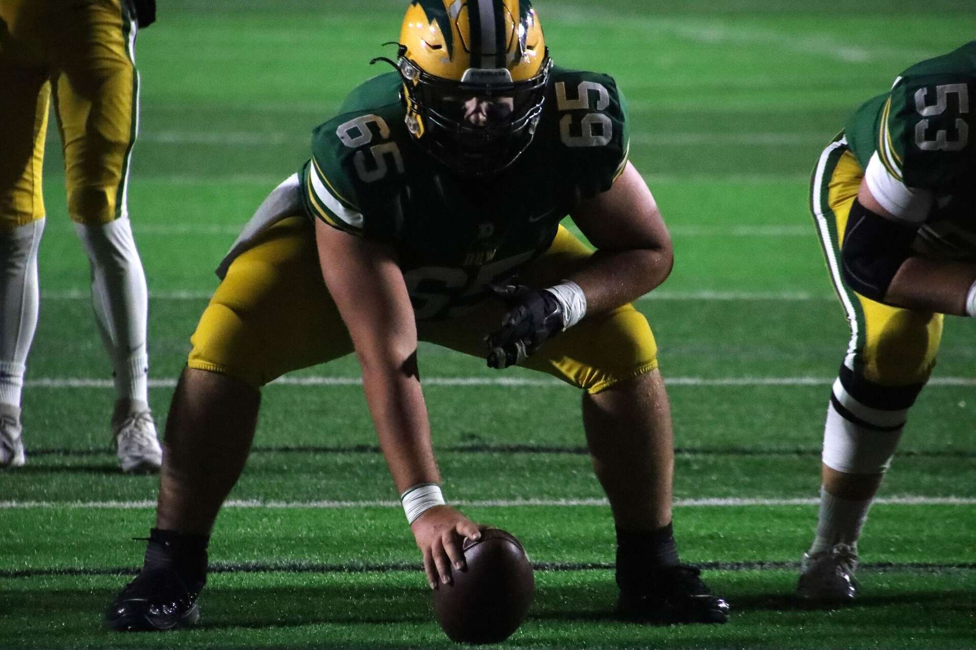 Dow football dominates Mott in district semifinal
