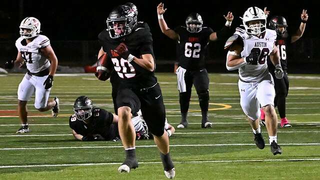 High school football: Bowie beats Austin High to settle 26-6A playoffs