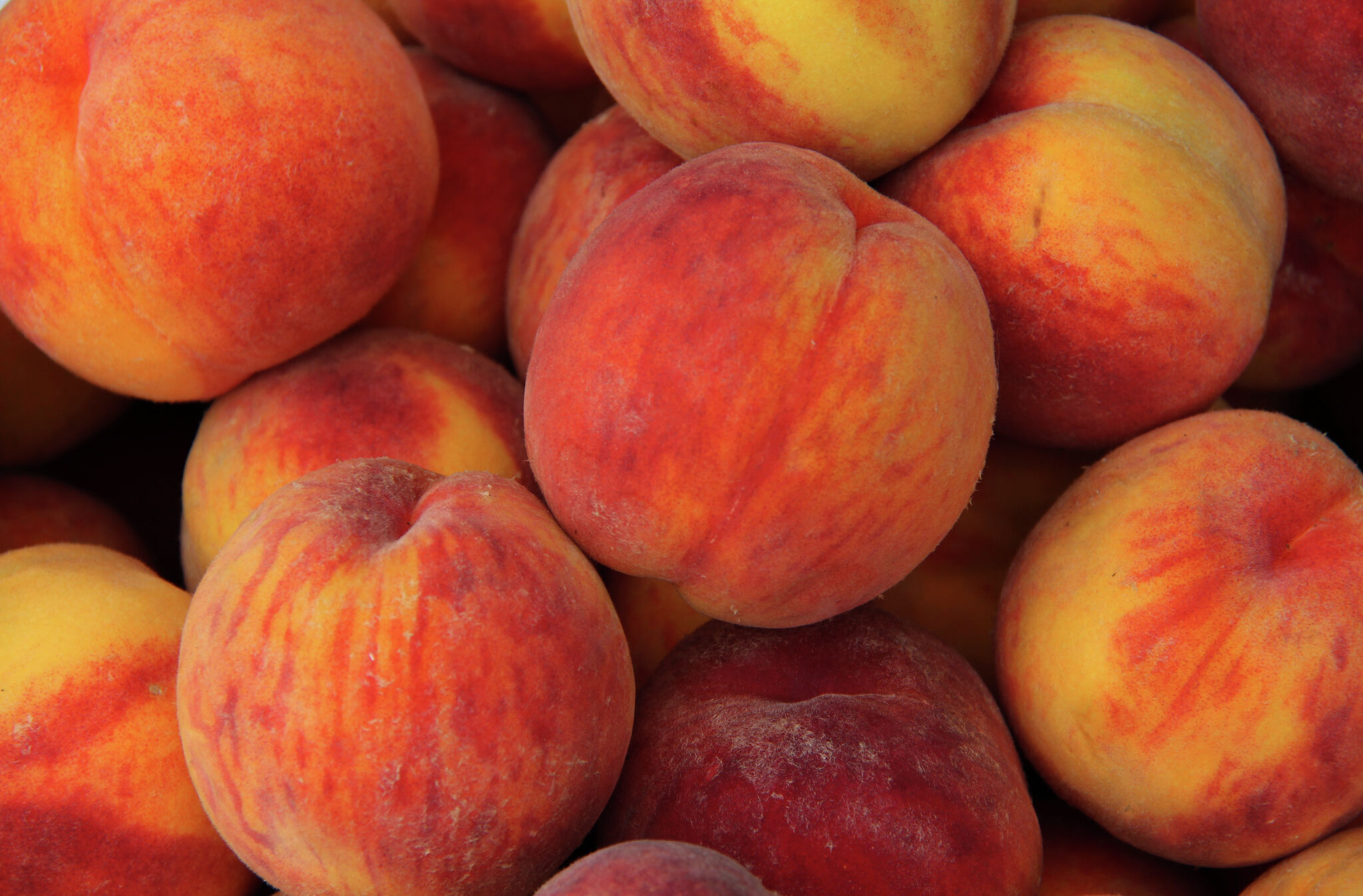 California company issues nationwide recall on peaches