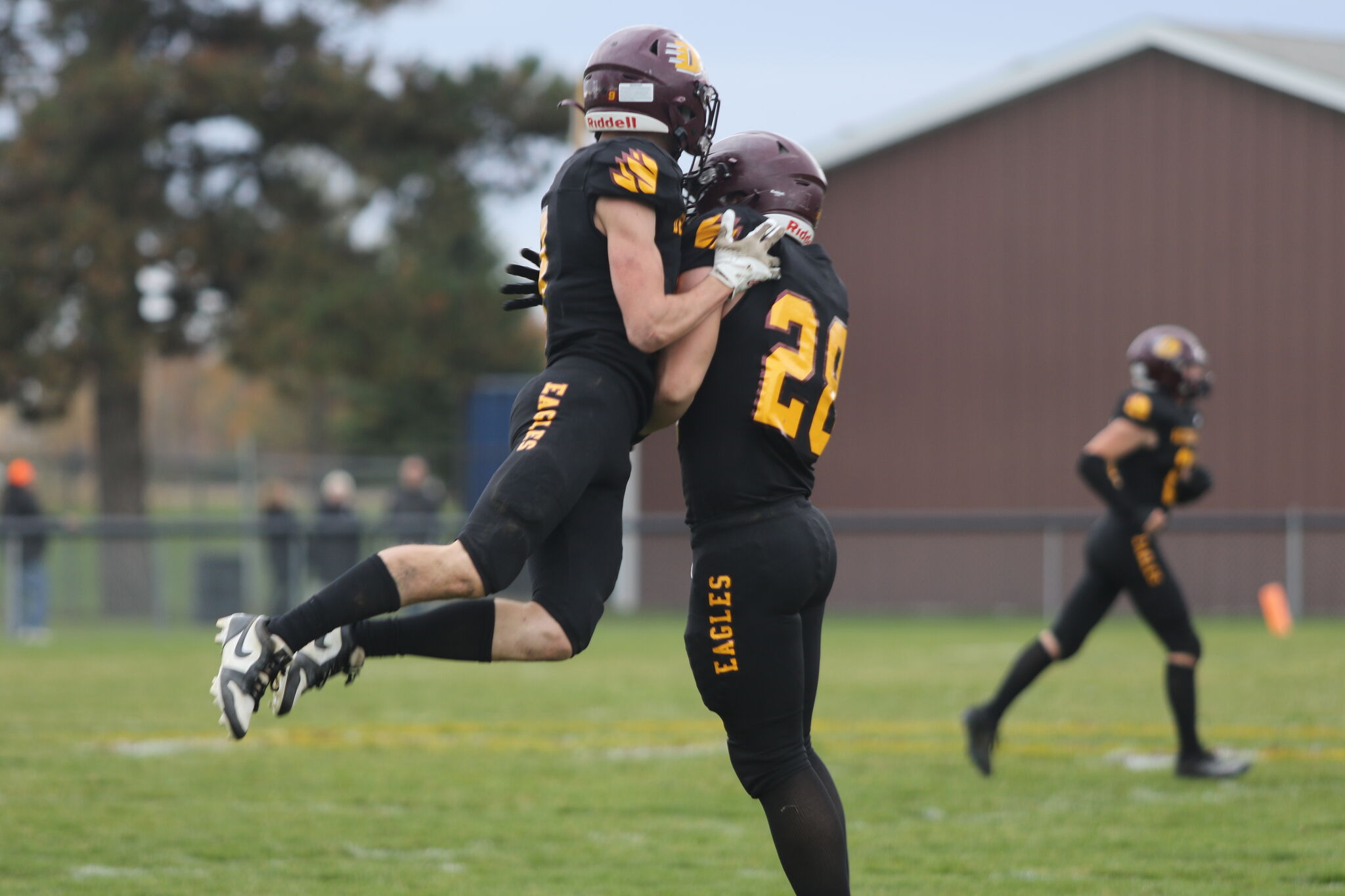 Deckerville football outlasts Morrice 27-26 in 8-player D2 playoff