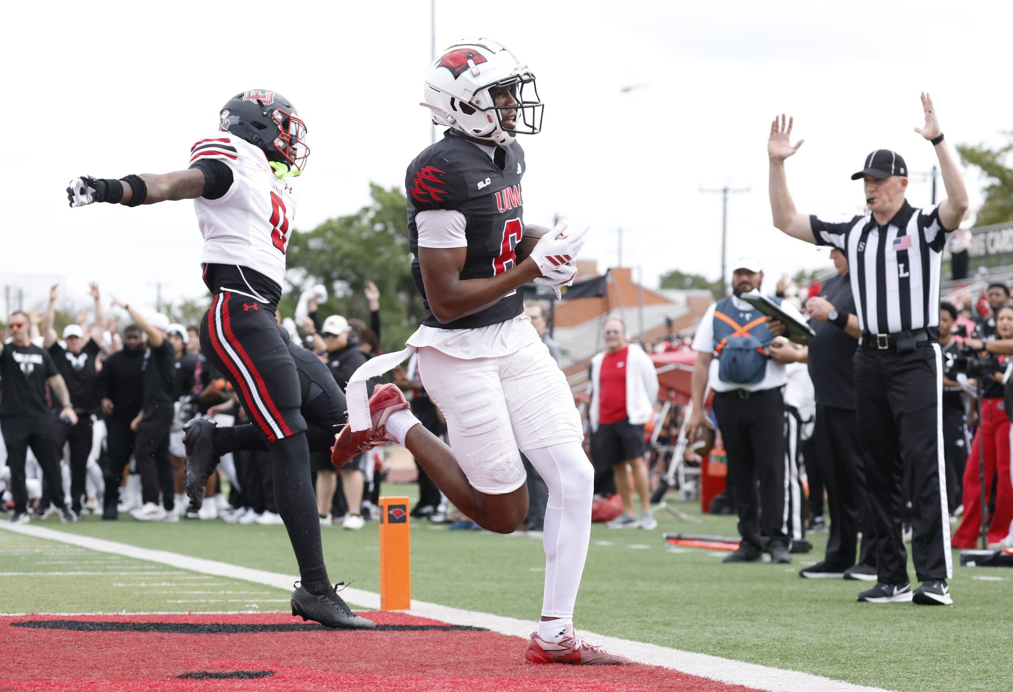 UIW football finds spark and holds to beat Southland leader Lamar