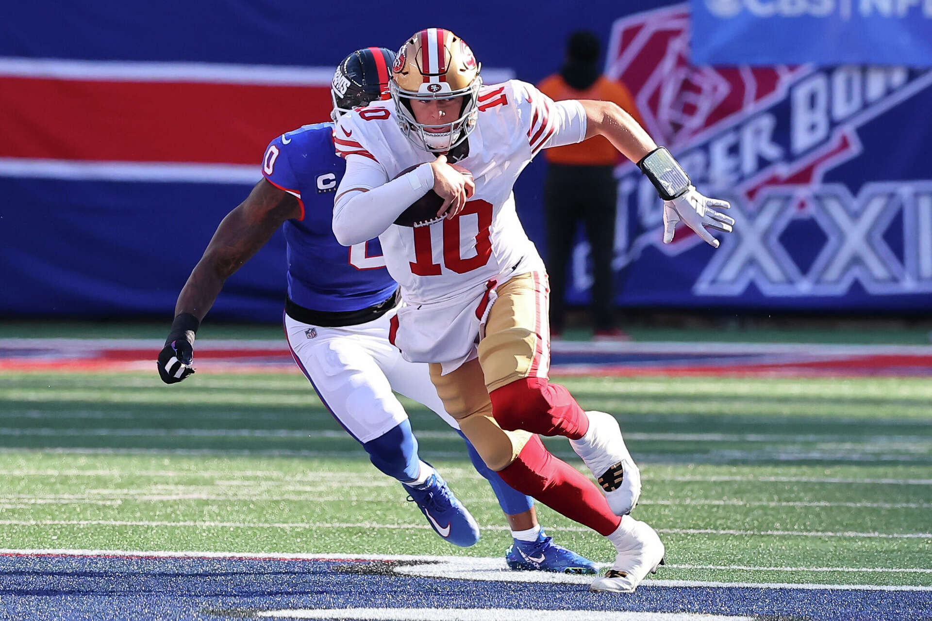 49ers’ Mac Jones keeps proving why he’s been team MVP with Purdy out