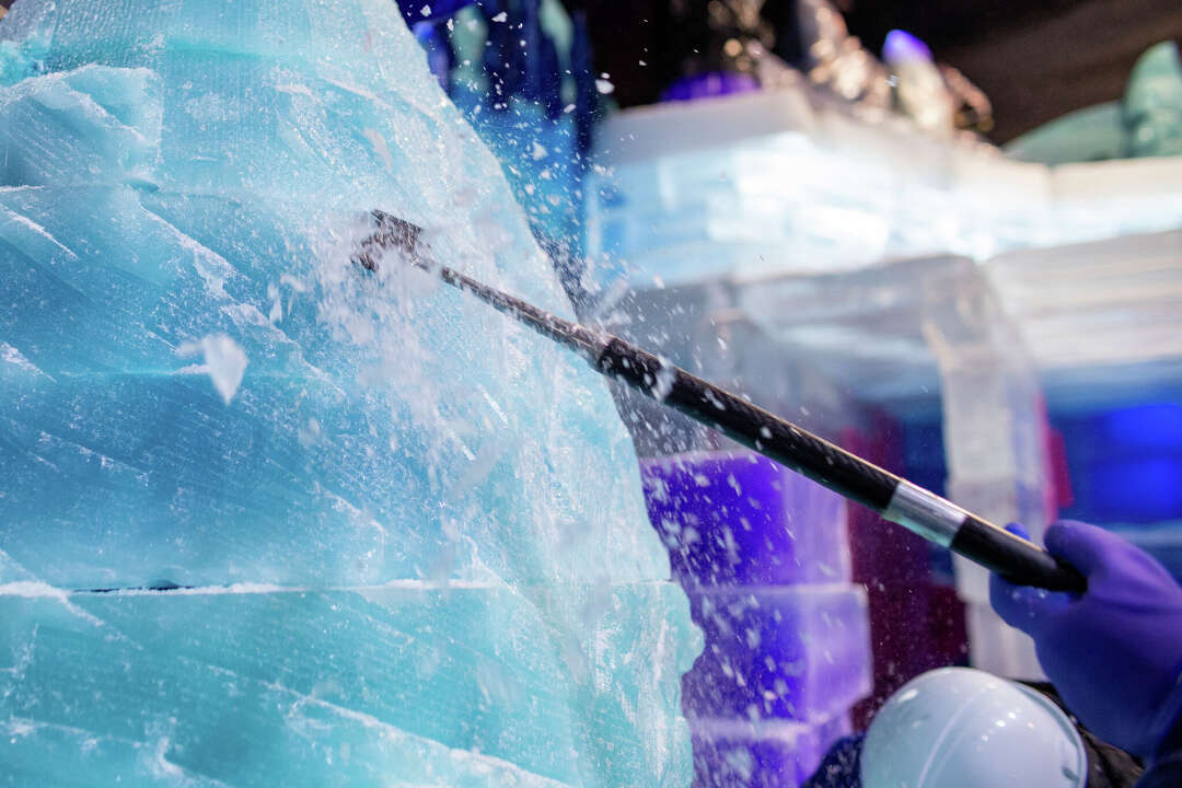'Frosty the Snowman' ice show coming to San Antonio resort