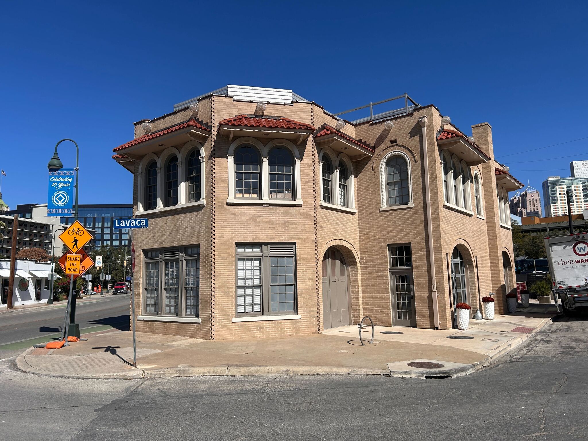 Austin's JewBoy burgers serves up TexMex, Jewish fare with twist