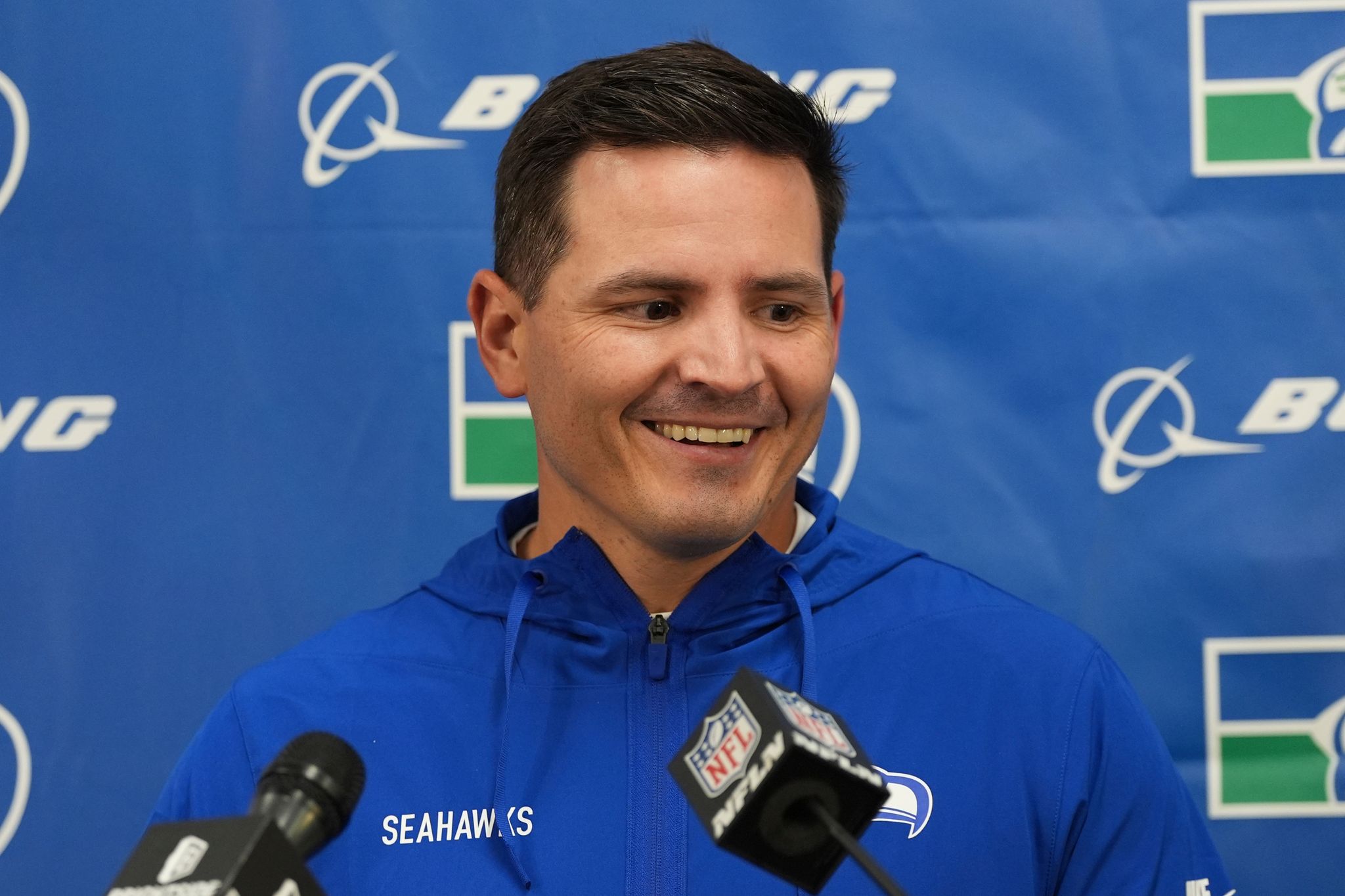 Sam Darnold doing more than enough for surging Seahawks, off to best ...