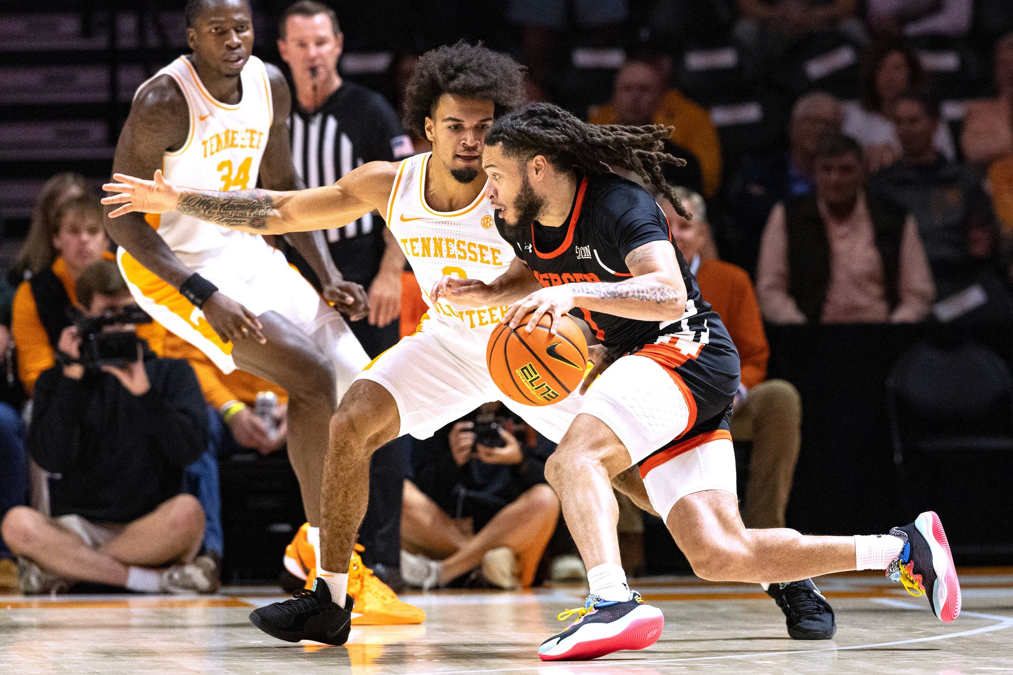 Ament has 18 points and 9 rebounds to lead No. 18 Tennessee past Mercer ...