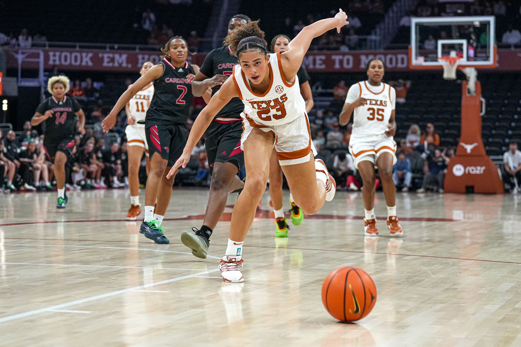 Texas basketball vs James Madison score: Replay updates, scores