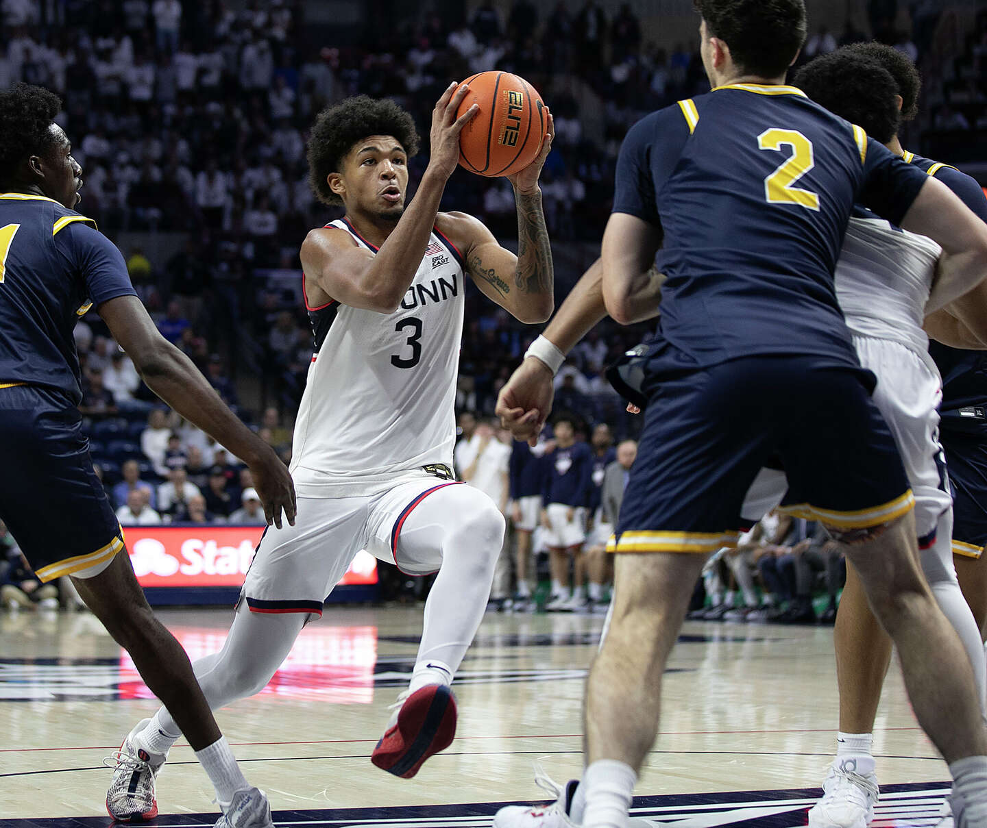 UConn men's basketball opens season with win over New Haven