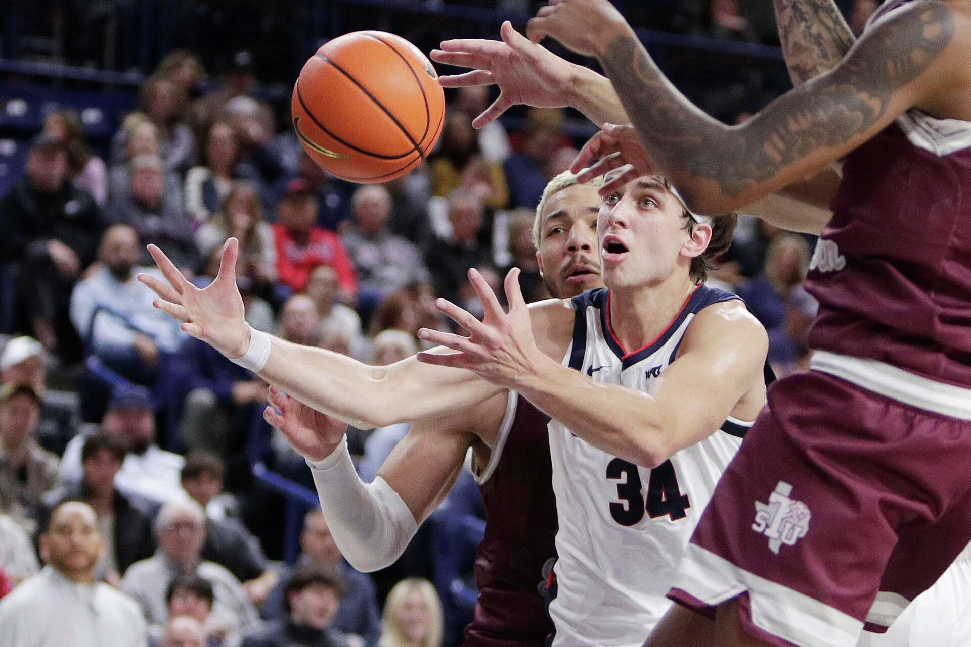 No. 21 Gonzaga rolls past Texas Southern in season opener