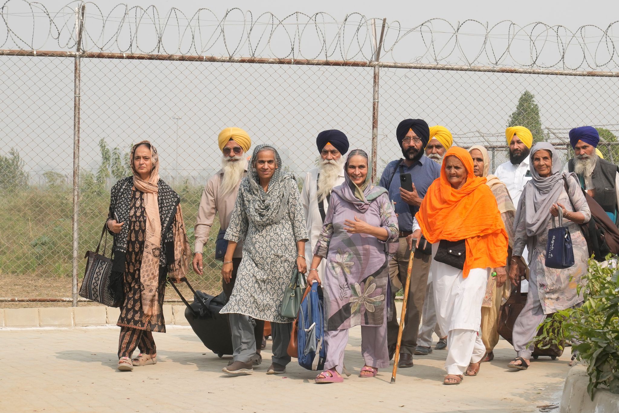 Nearly 2,100 Indian Sikhs arrive in Pakistan for annual religious ...