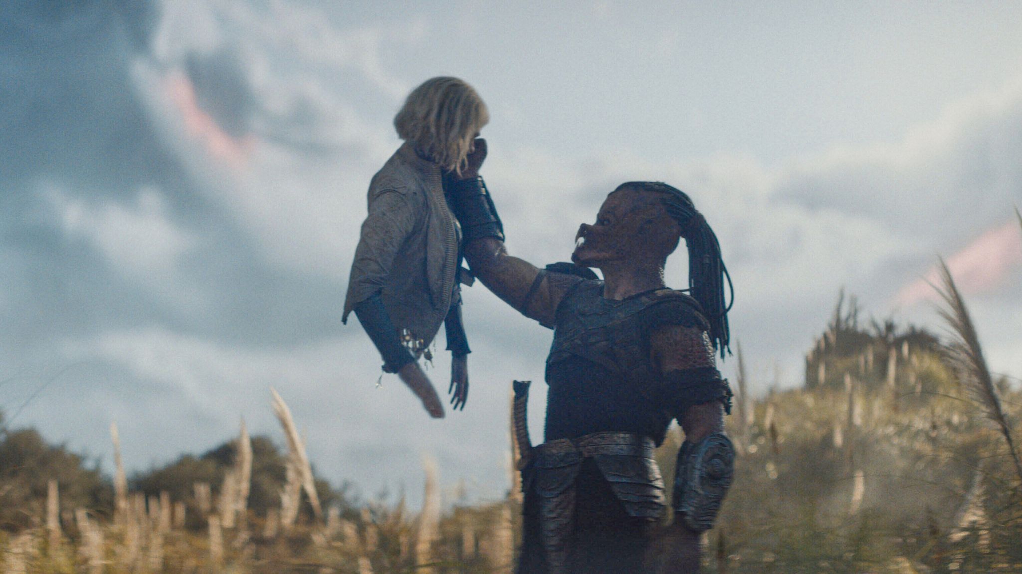 'Predator: Badlands' sticks its 2 stars together to take the franchise ...